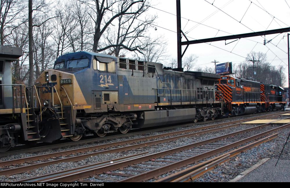 CSX 214 on X412